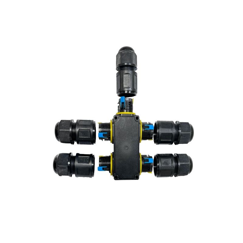 3 pin 5-weg connector, IP68 | Lampgigant.nl