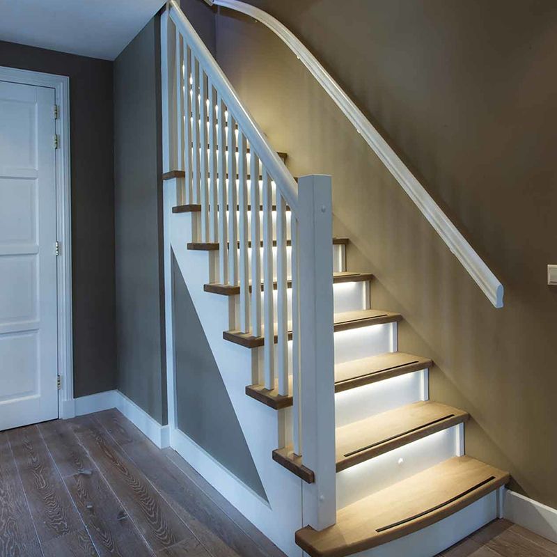 Uitbreidingsset dimbare trap LED strips, 2 LED strips 2700K | Lampgigant.nl